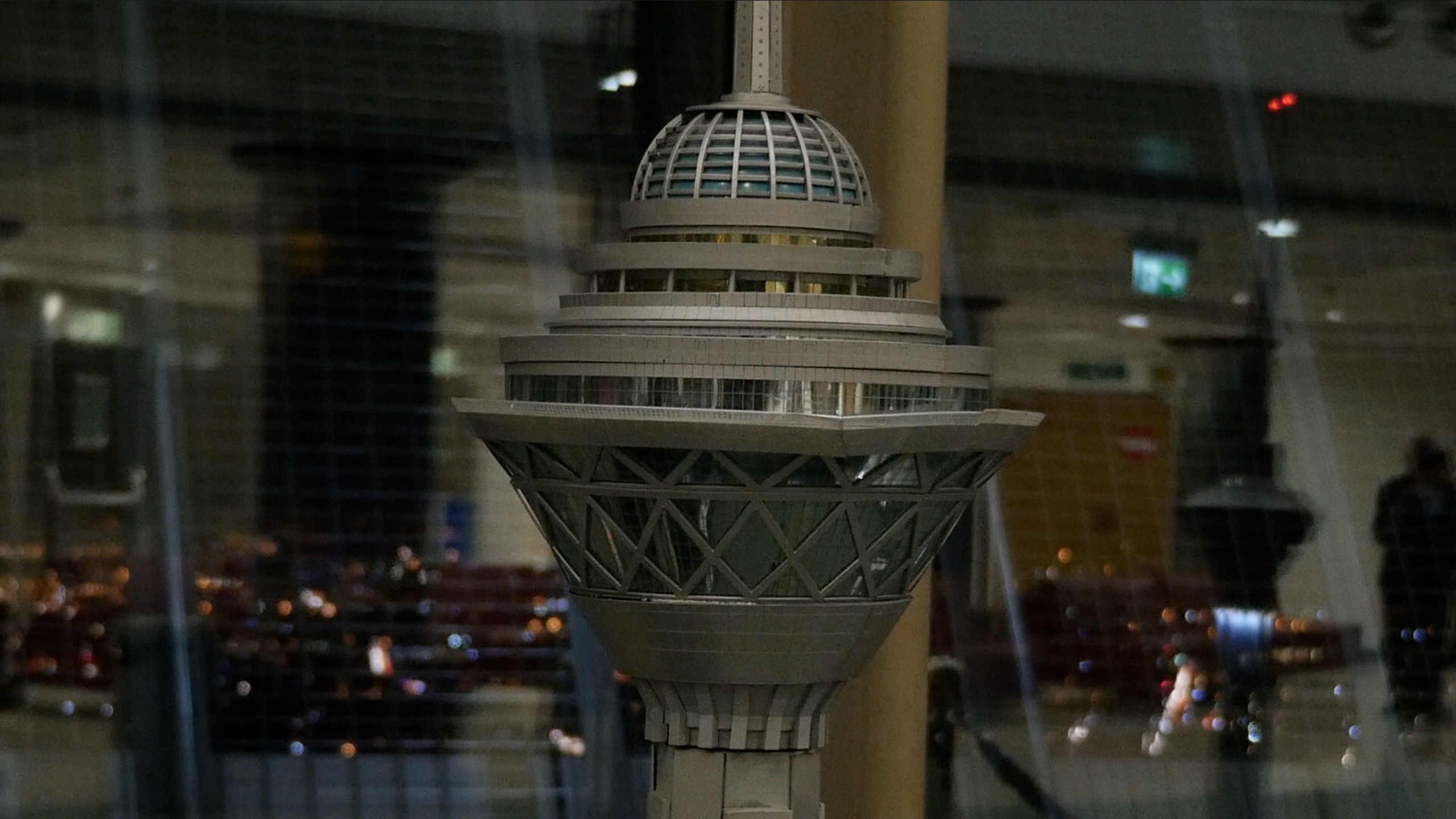 Shooter la Tour Milad de Téhéran | Voyage Images